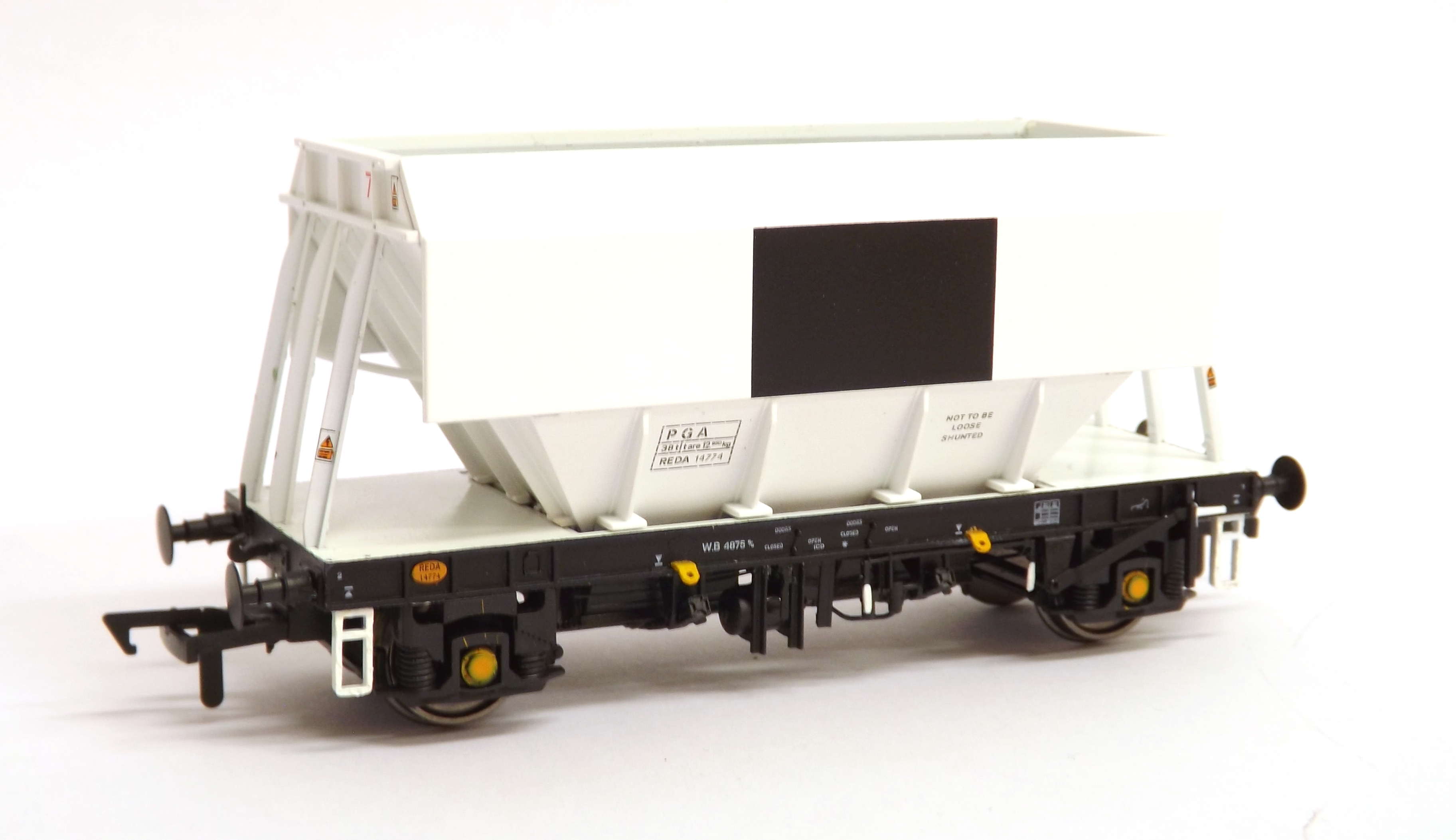 Cavalex Models PGA012P(2) OO Gauge PGA Wagon White with patch