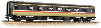 Bachmann 39-653 BR MK2F FO First Open INTERCITY (Swallow)